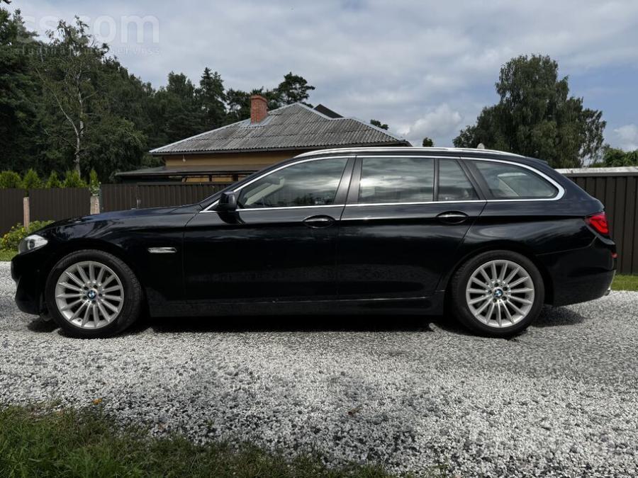Black BMW 535 2011 in Riga, with an engine capacity of 3.00 L and mileage of 345 thousand km for 9150 €, photo 7 on AUTOMOTO.COM.LV