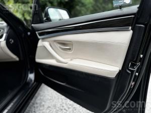 Black BMW 535 2011 in Riga, with an engine capacity of 3.00 L and mileage of 345 thousand km for 9150 €, photo 9 on AUTOMOTO.COM.LV
