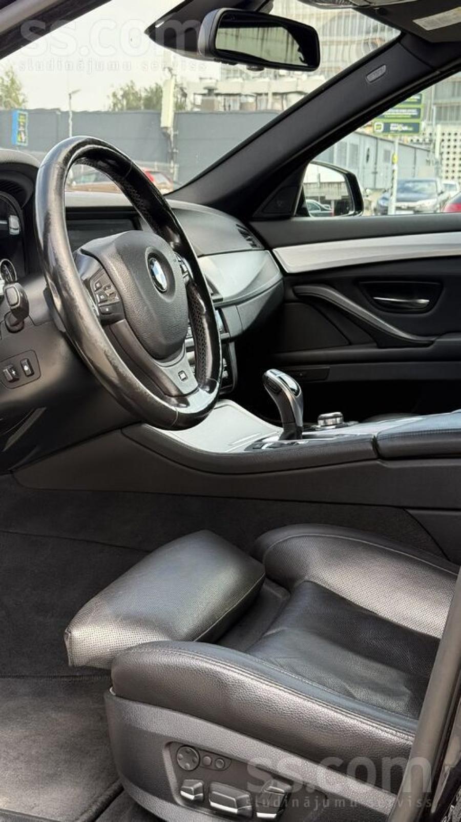 Black BMW 535 2011 in Riga, with an engine capacity of 3.00 L and mileage of 318 thousand km for 10900 €, photo 13 on AUTOMOTO.COM.LV