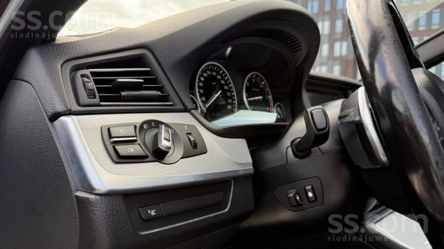 Black BMW 535 2011 in Riga, with an engine capacity of 3.00 L and mileage of 318 thousand km for 10900 €, photo 24 on AUTOMOTO.COM.LV