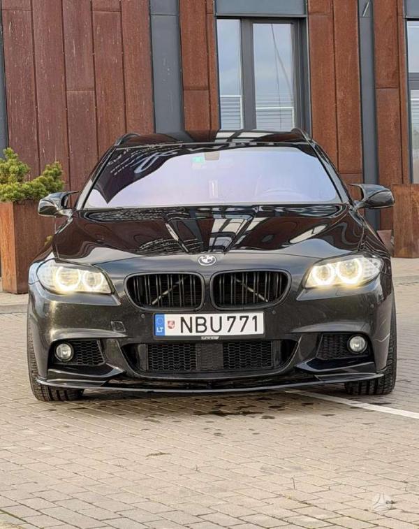 Black BMW 535 2012 in Kaunas, with an engine capacity of 2.99 L and mileage of 260 thousand km for 10300 €, photo 3 on AUTOMOTO.COM.LV