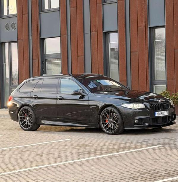 Black BMW 535 2012 in Kaunas, with an engine capacity of 2.99 L and mileage of 260 thousand km for 10300 €, photo 9 on AUTOMOTO.COM.LV