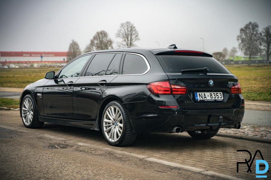 Black BMW 535 2012 in Riga, with an engine capacity of 3.00 L and mileage of 398 thousand km for 8990 €, photo 2 on AUTOMOTO.COM.LV