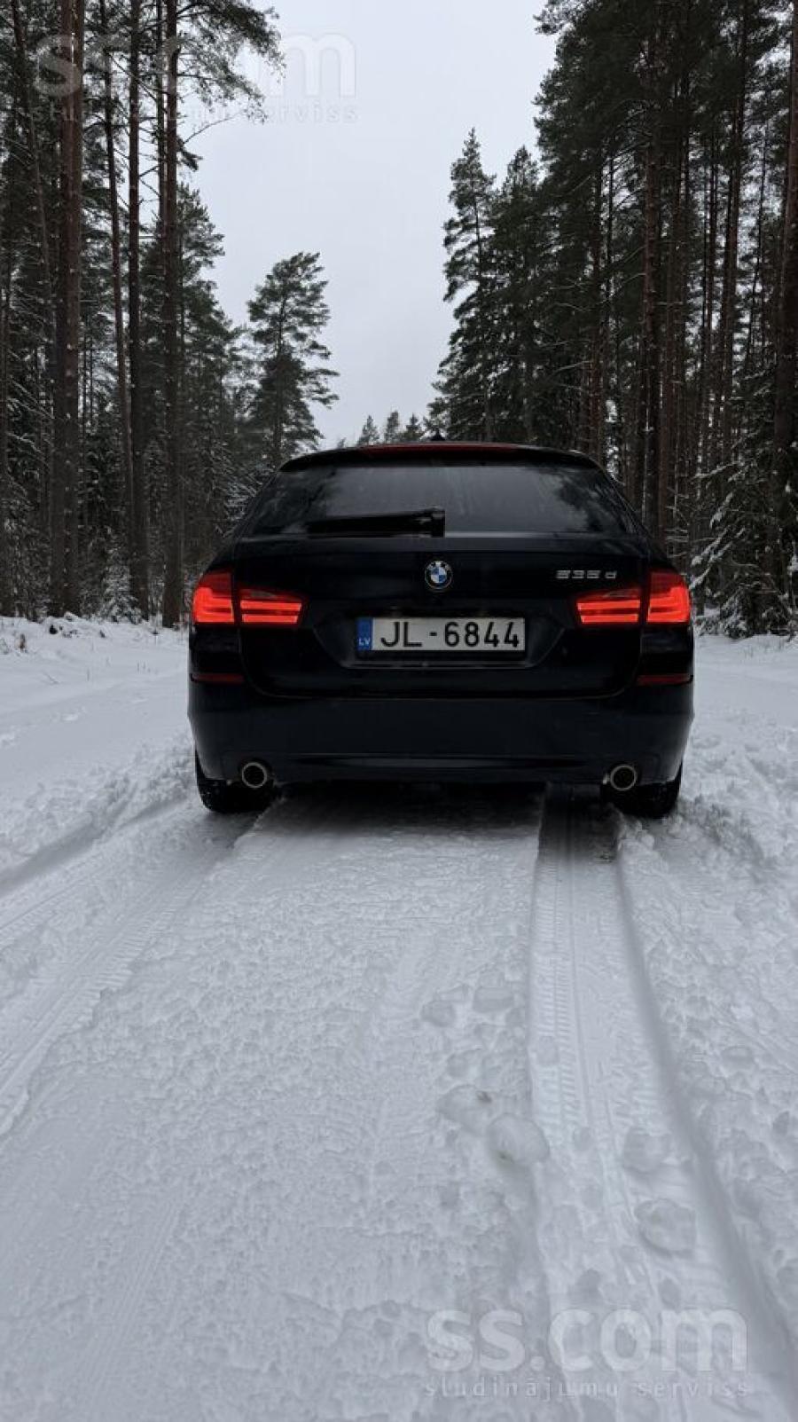 Black BMW 535 2012 in Riga, with an engine capacity of 3.00 L and mileage of 388 thousand km for 9500 €, photo 2 on AUTOMOTO.COM.LV