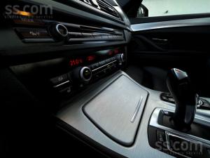 Черный БМВ 535 2012 в Елгава, объемом двигателя 3.00 л и пробегом 259 тыс. км за 11496 €, фото 15 на AUTOMOTO.COM.LV