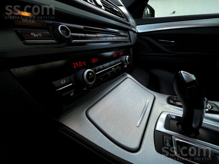 Черный БМВ 535 2012 в Елгава, объемом двигателя 3.00 л и пробегом 259 тыс. км за 11496 €, фото 15 на AUTOMOTO.COM.LV