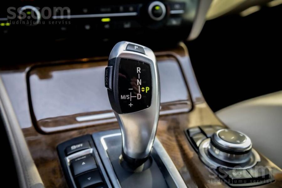 Melns BMW 535 2012 Rīga, ar dzinēja tilpumu 3.00 L un nobraukumu 350 tūkst. km par 10990 €, foto 17 vietnē AUTOMOTO.COM.LV