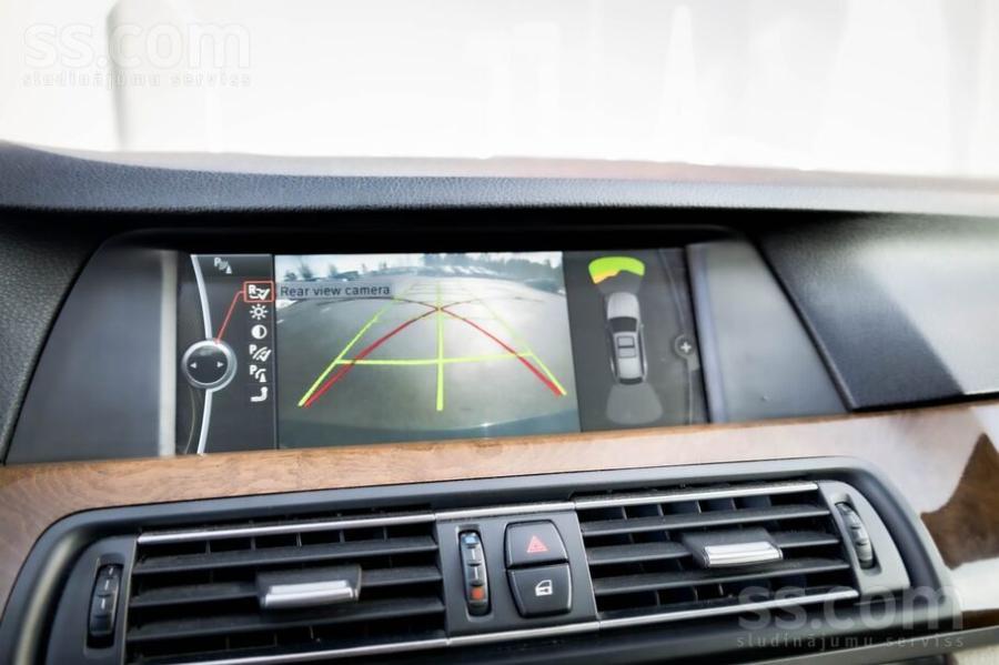 Melns BMW 535 2012 Rīga, ar dzinēja tilpumu 3.00 L un nobraukumu 350 tūkst. km par 10990 €, foto 21 vietnē AUTOMOTO.COM.LV