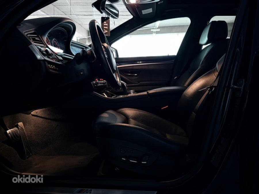 Black BMW 535 2012 in Tallinn, with an engine capacity of 3.00 L and mileage of 268 thousand km for 14999 €, photo 14 on AUTOMOTO.COM.LV