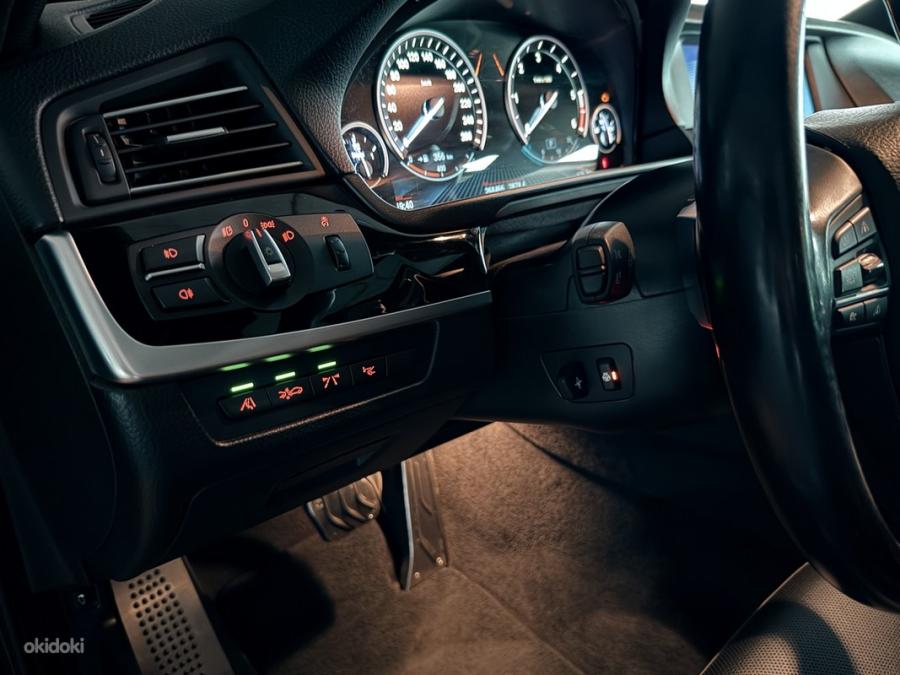 Black BMW 535 2012 in Tallinn, with an engine capacity of 3.00 L and mileage of 268 thousand km for 14999 €, photo 28 on AUTOMOTO.COM.LV