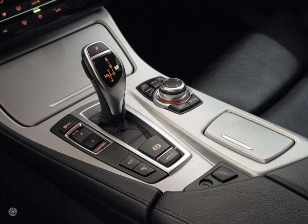 Melns BMW 535 2012 Marijampole, ar dzinēja tilpumu 3.00 L un nobraukumu 349 tūkst. km par 10850 €, foto 5 vietnē AUTOMOTO.COM.LV