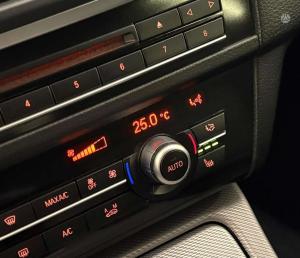 Black BMW 535 2012 in Marijampole, with an engine capacity of 2.99 L and mileage of 237 thousand km for 9999 €, photo 12 on AUTOMOTO.COM.LV