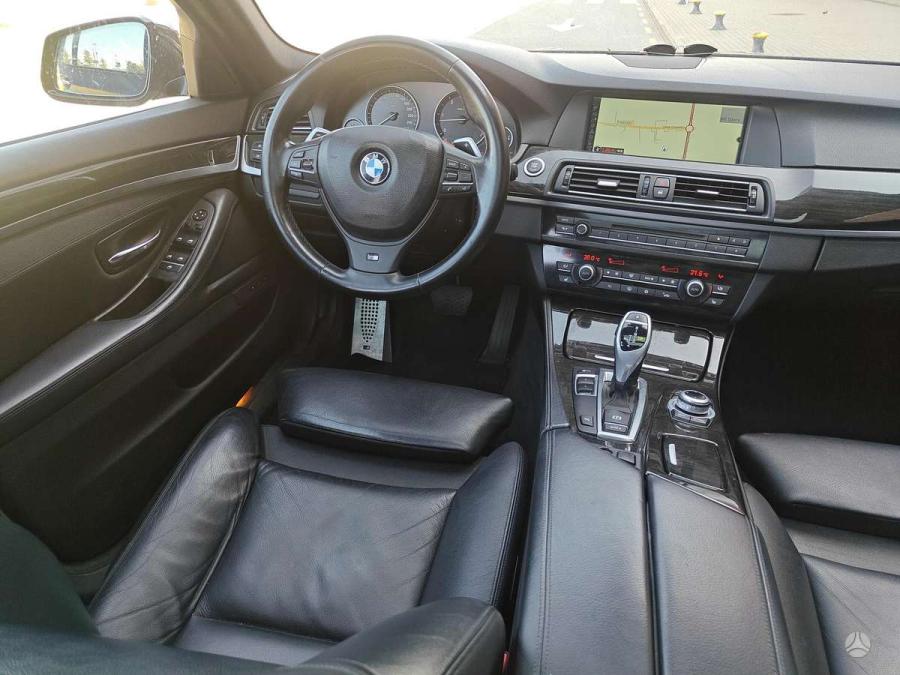 Black BMW 535 2012 in Klaipeda, with an engine capacity of 2.99 L and mileage of 270 thousand km for 8500 €, photo 10 on AUTOMOTO.COM.LV