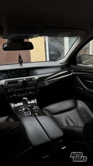 Melns BMW 535 2012 Klaipėda, ar dzinēja tilpumu 3.50 L un nobraukumu 358 tūkst. km par 12000 €, foto 10 vietnē AUTOMOTO.COM.LV