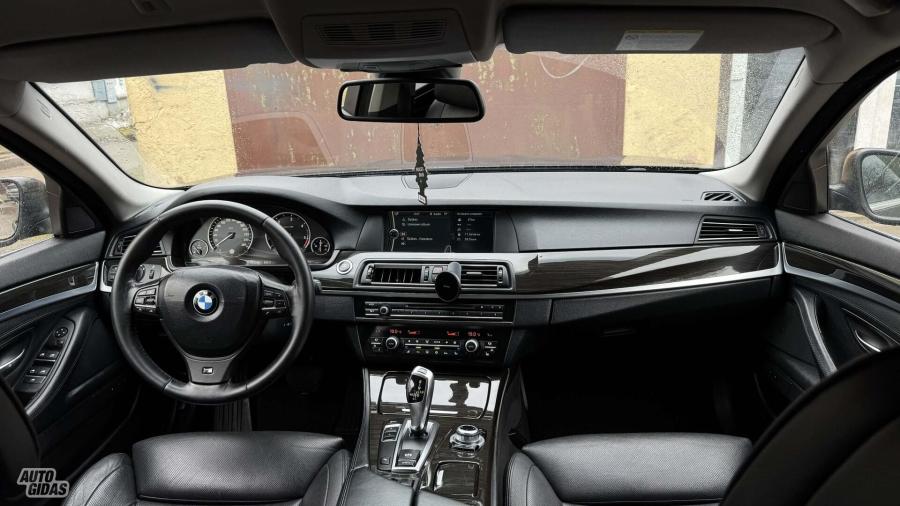 Melns BMW 535 2012 Klaipėda, ar dzinēja tilpumu 3.50 L un nobraukumu 358 tūkst. km par 12000 €, foto 12 vietnē AUTOMOTO.COM.LV