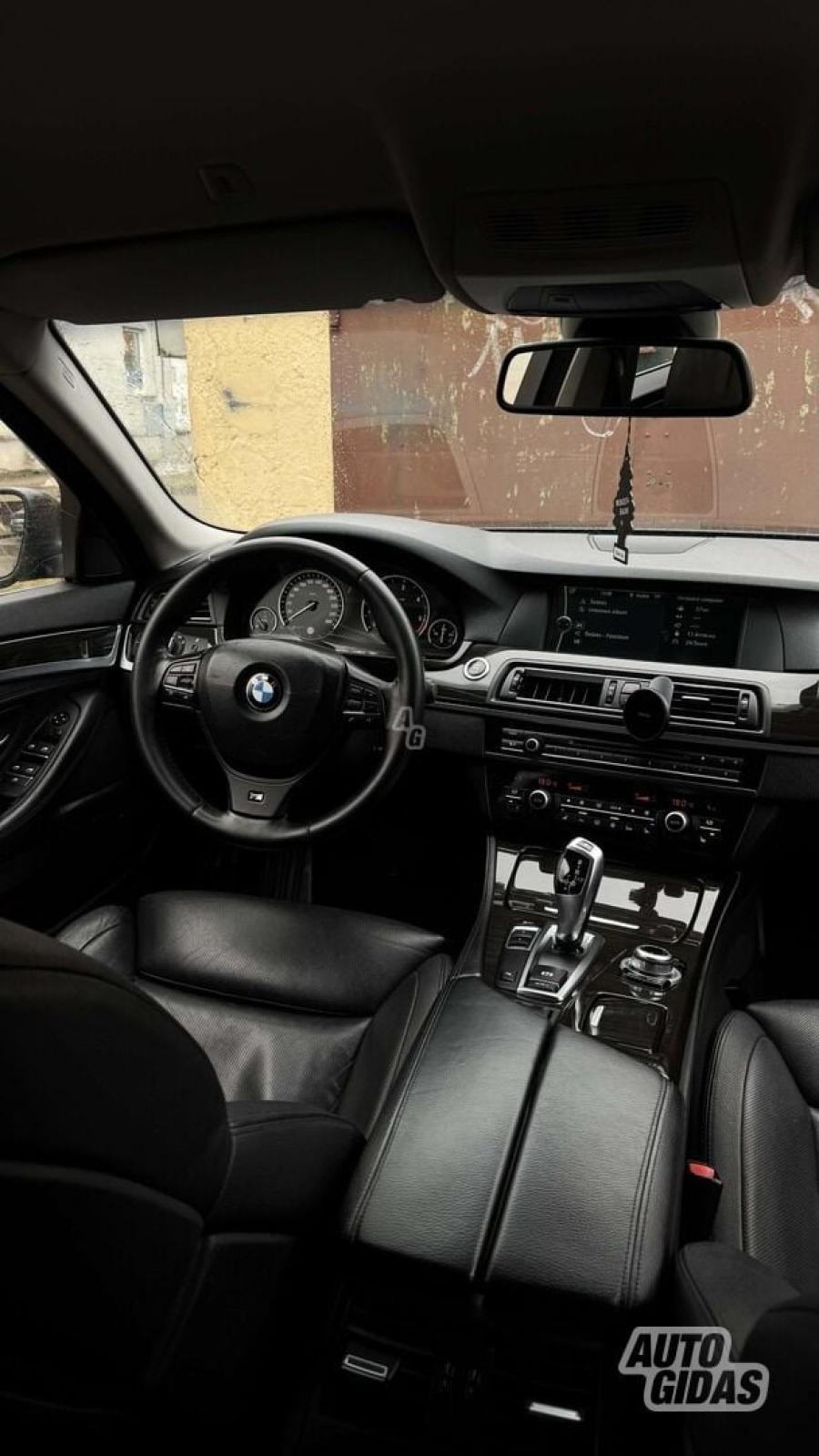 Melns BMW 535 2012 Klaipėda, ar dzinēja tilpumu 3.50 L un nobraukumu 358 tūkst. km par 12000 €, foto 13 vietnē AUTOMOTO.COM.LV