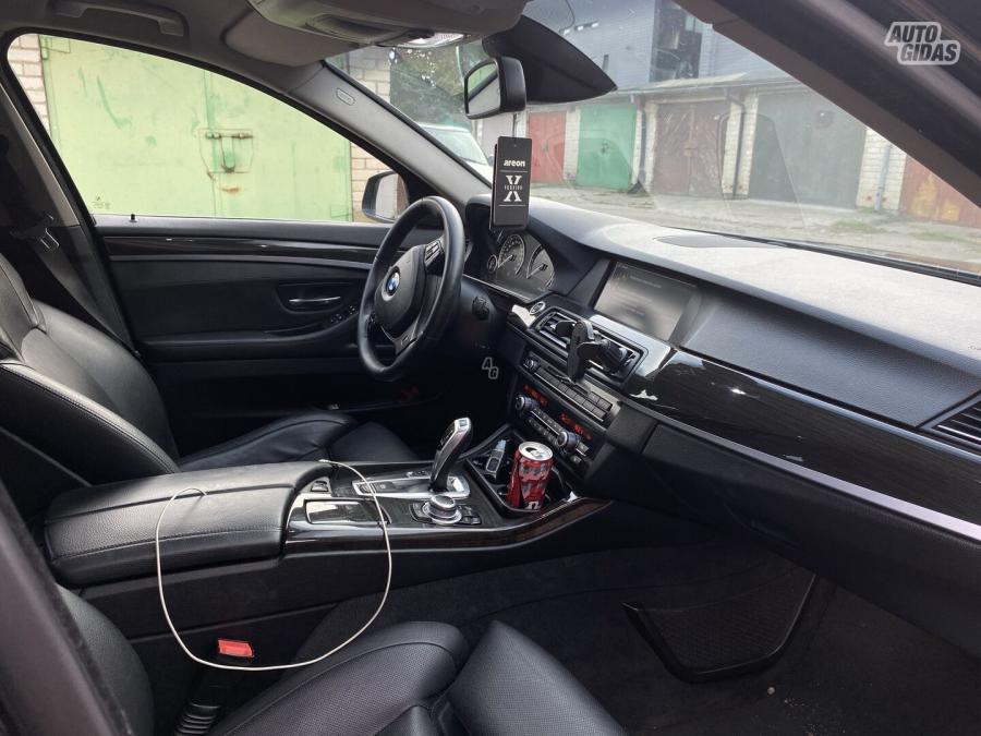 Melns BMW 535 2012 Klaipėda, ar dzinēja tilpumu 3.50 L un nobraukumu 358 tūkst. km par 12000 €, foto 15 vietnē AUTOMOTO.COM.LV