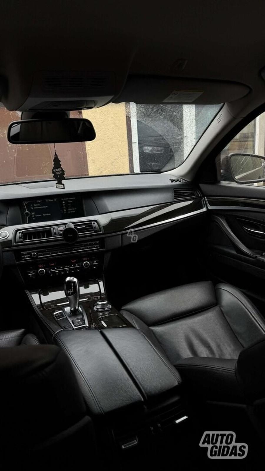 Melns BMW 535 2012 Klaipėda, ar dzinēja tilpumu 3.50 L un nobraukumu 358 tūkst. km par 10000 €, foto 10 vietnē AUTOMOTO.COM.LV