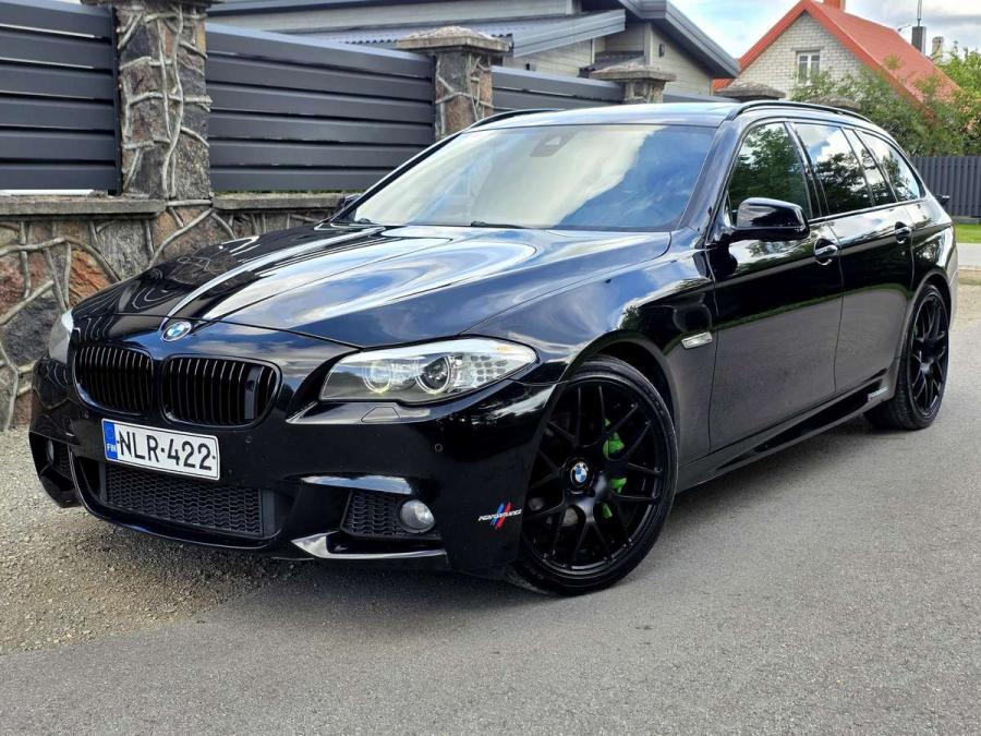 Black BMW 535 2012 in Radviliskis, with an engine capacity of 2.99 L and mileage of 313 thousand km for 9950 €, photo 3 on AUTOMOTO.COM.LV
