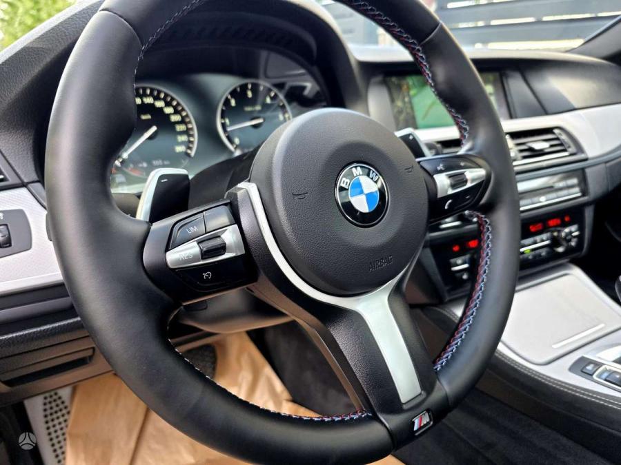 Black BMW 535 2012 in Radviliskis, with an engine capacity of 2.99 L and mileage of 313 thousand km for 9950 €, photo 19 on AUTOMOTO.COM.LV