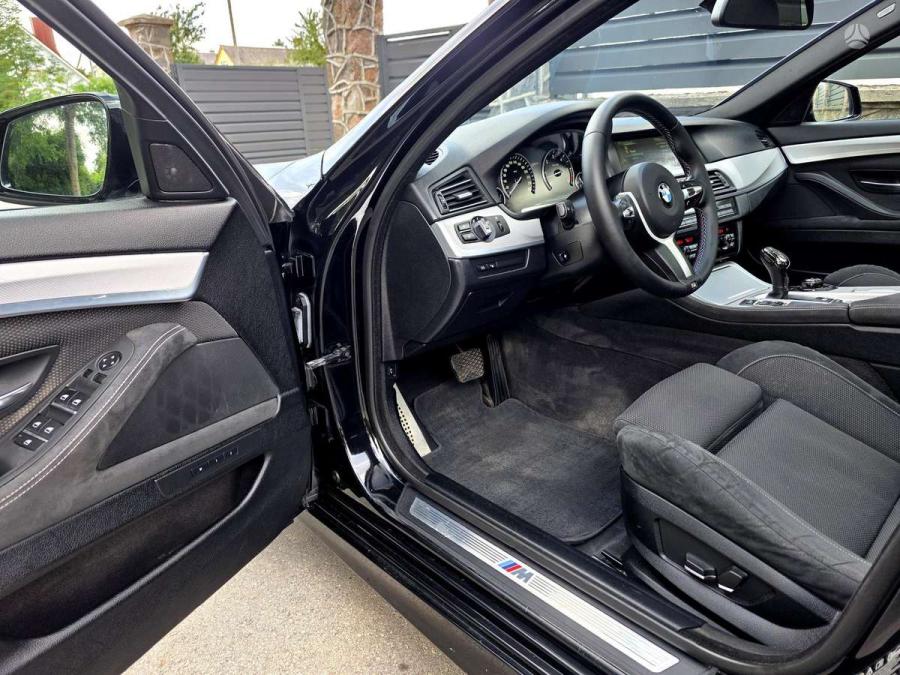 Black BMW 535 2012 in Radviliskis, with an engine capacity of 2.99 L and mileage of 313 thousand km for 9950 €, photo 22 on AUTOMOTO.COM.LV