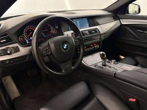 Black BMW 535 2012 in Marijampole, with an engine capacity of 2.99 L and mileage of 237 thousand km for 9450 €, photo 3 on AUTOMOTO.COM.LV