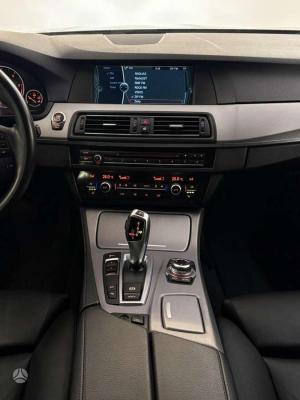 Black BMW 535 2012 in Marijampole, with an engine capacity of 2.99 L and mileage of 237 thousand km for 9450 €, photo 18 on AUTOMOTO.COM.LV