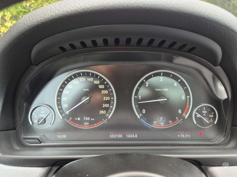 Melns BMW 535 2012 Utena, ar dzinēja tilpumu 2.99 L un nobraukumu 352 tūkst. km par 7990 €, foto 24 vietnē AUTOMOTO.COM.LV