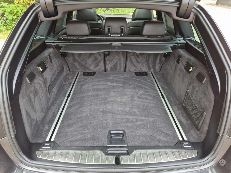 Melns BMW 535 2012 Utena, ar dzinēja tilpumu 2.99 L un nobraukumu 352 tūkst. km par 7990 €, foto 33 vietnē AUTOMOTO.COM.LV