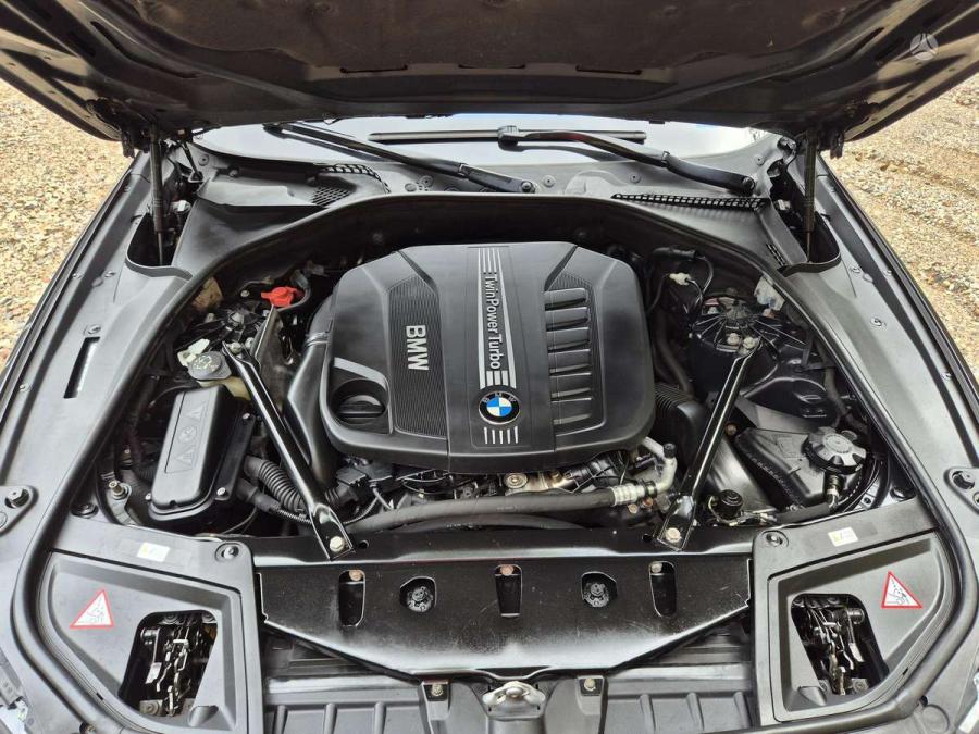 Melns BMW 535 2012 Utena, ar dzinēja tilpumu 2.99 L un nobraukumu 352 tūkst. km par 7990 €, foto 39 vietnē AUTOMOTO.COM.LV
