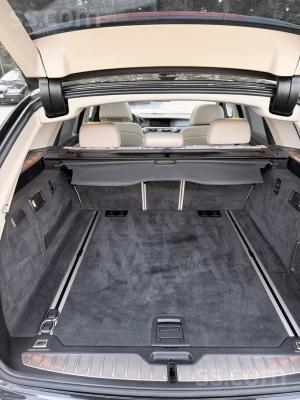 Black BMW 535 2012 in Ventspils, with an engine capacity of 3.00 L and mileage of 302 thousand km for 13000 €, photo 7 on AUTOMOTO.COM.LV