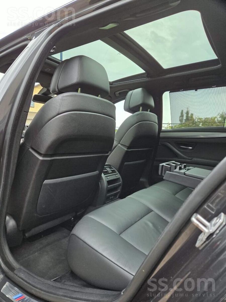 Black BMW 535 2012 in Riga, with an engine capacity of 3.00 L and mileage of 351 thousand km for 9200 €, photo 12 on AUTOMOTO.COM.LV
