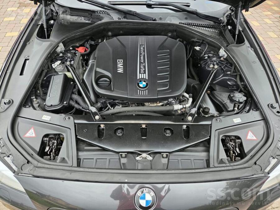 Black BMW 535 2012 in Riga, with an engine capacity of 3.00 L and mileage of 351 thousand km for 9200 €, photo 17 on AUTOMOTO.COM.LV