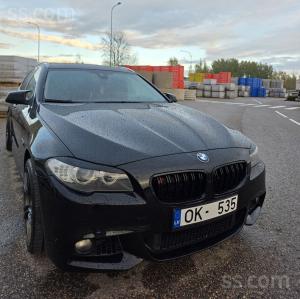 Melns BMW 535 2012 Daugavpils, ar dzinēja tilpumu 3.00 L un nobraukumu 279 tūkst. km par 12990 €, foto 11 vietnē AUTOMOTO.COM.LV