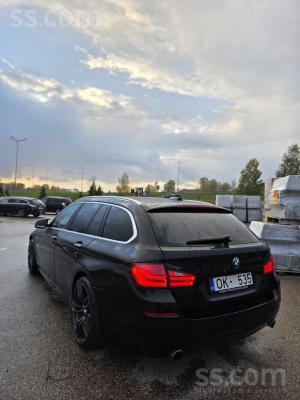 Melns BMW 535 2012 Daugavpils, ar dzinēja tilpumu 3.00 L un nobraukumu 279 tūkst. km par 12990 €, foto 20 vietnē AUTOMOTO.COM.LV
