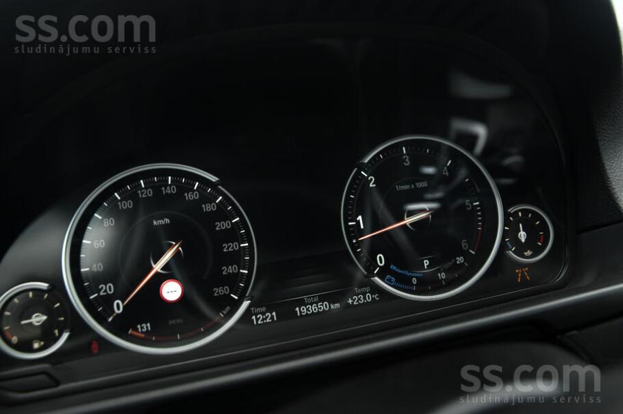 Black BMW 535 2013 in Tukums, with an engine capacity of 3.00 L and mileage of 0 thousand km for 13500 €, photo 15 on AUTOMOTO.COM.LV