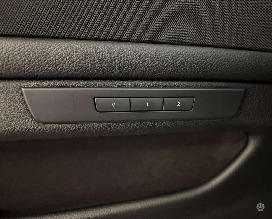 Melns BMW 535 2013 Marijampole, ar dzinēja tilpumu 2.99 L un nobraukumu 278 tūkst. km par 11350 €, foto 16 vietnē AUTOMOTO.COM.LV