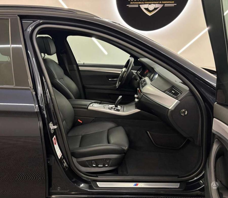 Melns BMW 535 2013 Marijampole, ar dzinēja tilpumu 2.99 L un nobraukumu 278 tūkst. km par 11350 €, foto 23 vietnē AUTOMOTO.COM.LV