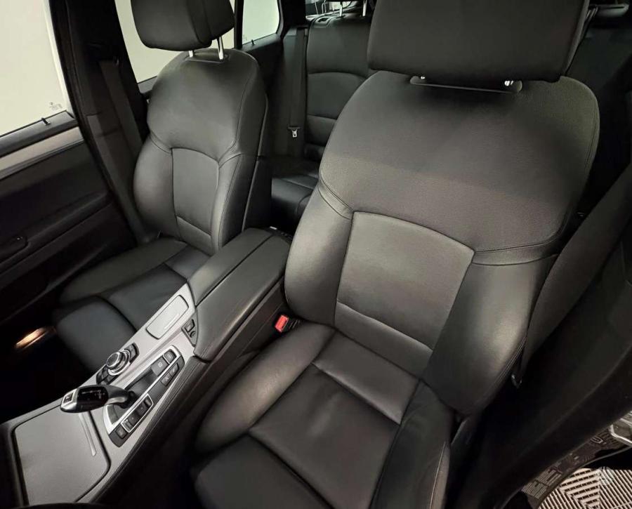 Melns BMW 535 2013 Marijampole, ar dzinēja tilpumu 2.99 L un nobraukumu 278 tūkst. km par 11350 €, foto 27 vietnē AUTOMOTO.COM.LV