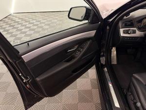 Melns BMW 535 2013 Marijampole, ar dzinēja tilpumu 2.99 L un nobraukumu 278 tūkst. km par 11350 €, foto 28 vietnē AUTOMOTO.COM.LV