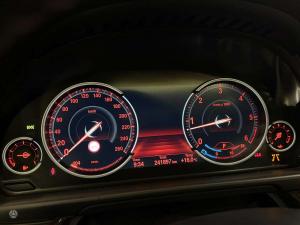 Black BMW 535 2013 in Marijampole, with an engine capacity of 2.99 L and mileage of 242 thousand km for 12650 €, photo 25 on AUTOMOTO.COM.LV