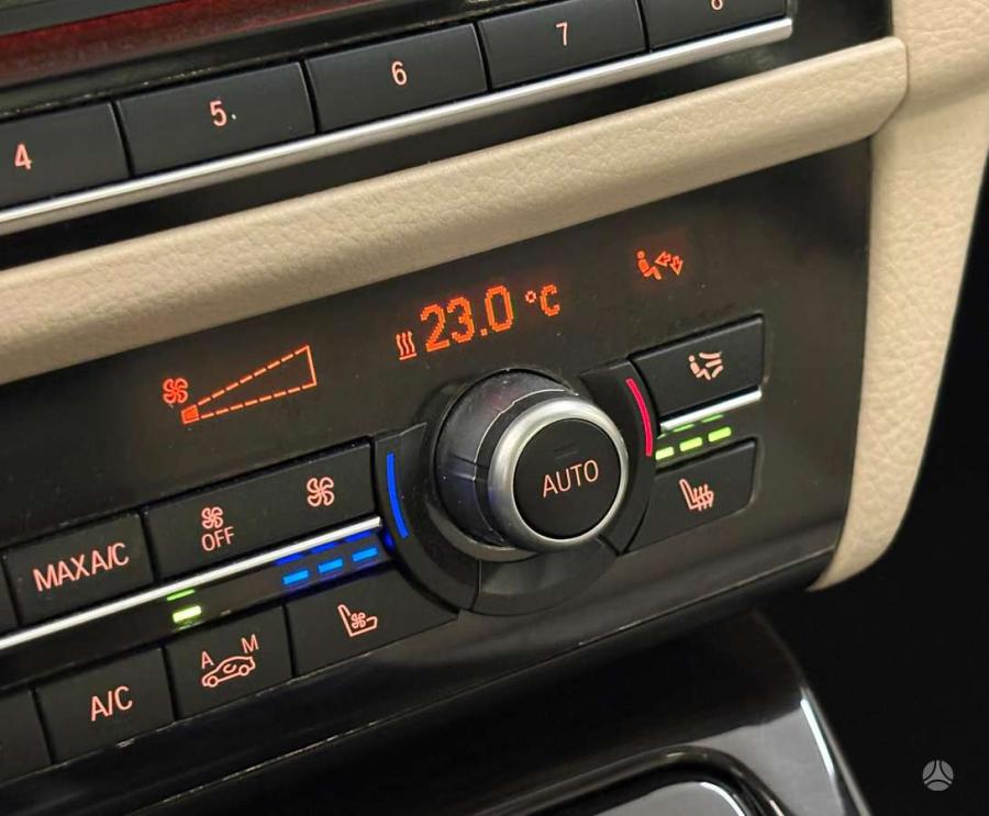 Black BMW 535 2013 in Marijampole, with an engine capacity of 2.99 L and mileage of 242 thousand km for 12650 €, photo 27 on AUTOMOTO.COM.LV