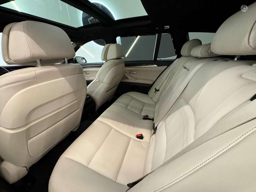 Black BMW 535 2013 in Marijampole, with an engine capacity of 2.99 L and mileage of 242 thousand km for 12650 €, photo 32 on AUTOMOTO.COM.LV