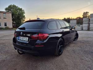 Black BMW 535 2013 in Utena, with an engine capacity of 2.99 L and mileage of 233 thousand km for 9990 €, photo 4 on AUTOMOTO.COM.LV