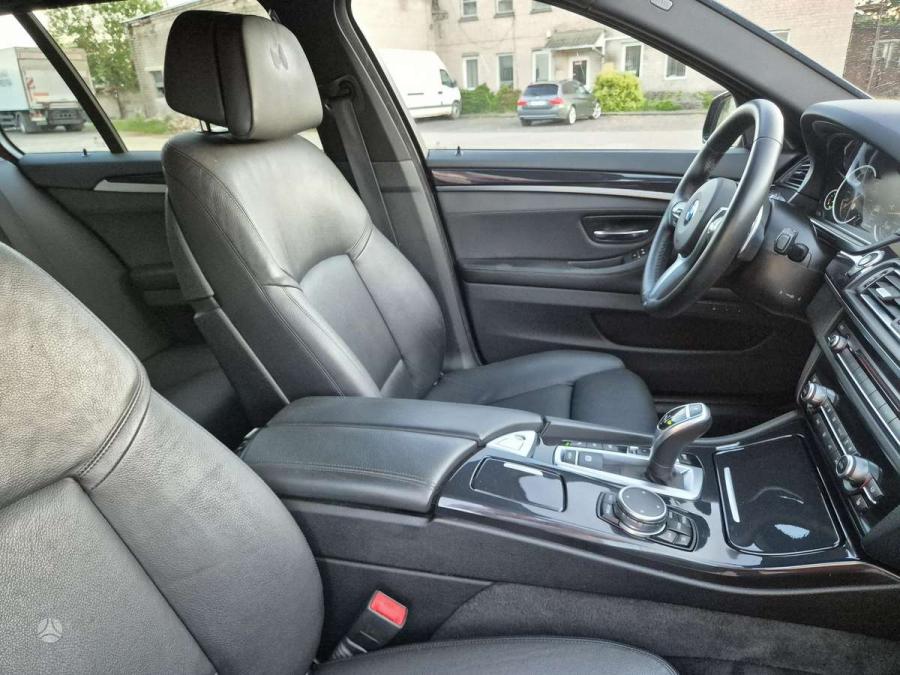Black BMW 535 2013 in Utena, with an engine capacity of 2.99 L and mileage of 233 thousand km for 9990 €, photo 15 on AUTOMOTO.COM.LV