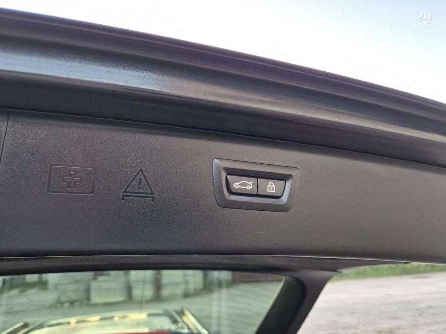 Black BMW 535 2013 in Utena, with an engine capacity of 2.99 L and mileage of 233 thousand km for 9990 €, photo 22 on AUTOMOTO.COM.LV