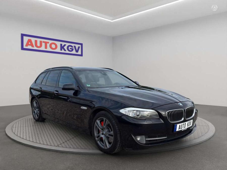 Melns BMW 535 2013 Kauņa, ar dzinēja tilpumu 3.00 L un nobraukumu 320 tūkst. km par 10299 €, foto 8 vietnē AUTOMOTO.COM.LV