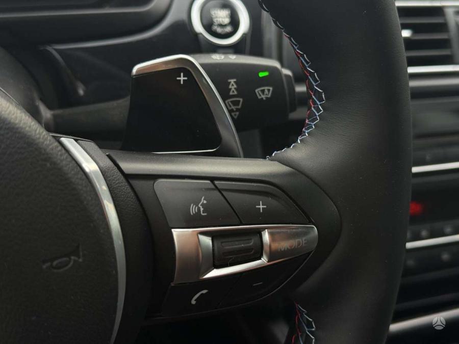 Black BMW 535 2013 in Kaunas, with an engine capacity of 3.00 L and mileage of 320 thousand km for 10299 €, photo 20 on AUTOMOTO.COM.LV
