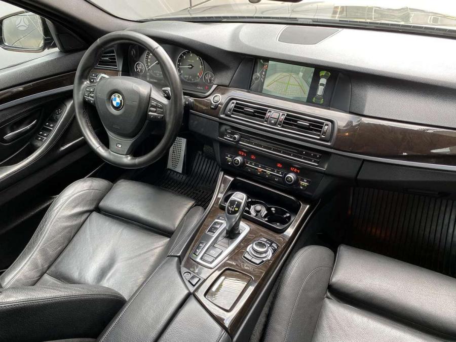 Melns BMW 535 2013 Marijampole, ar dzinēja tilpumu 2.99 L un nobraukumu 299 tūkst. km par 7750 €, foto 32 vietnē AUTOMOTO.COM.LV