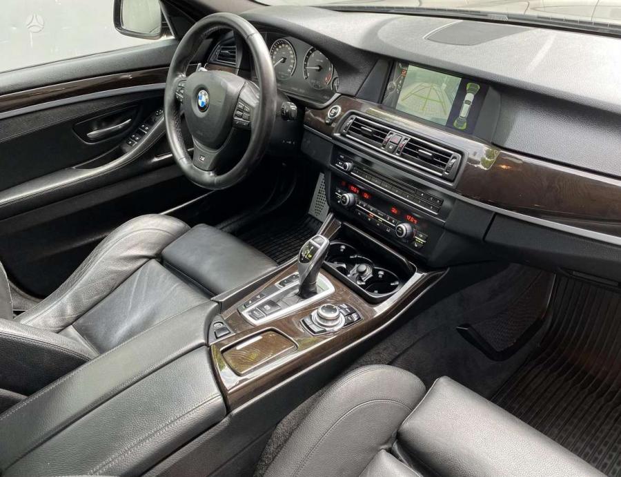 Melns BMW 535 2013 Marijampole, ar dzinēja tilpumu 2.99 L un nobraukumu 299 tūkst. km par 7750 €, foto 33 vietnē AUTOMOTO.COM.LV